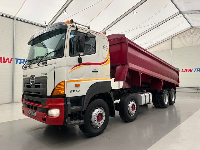 Hino 3241 700 8x4 Sleeper Cab Steel Tipper | Law Trucks