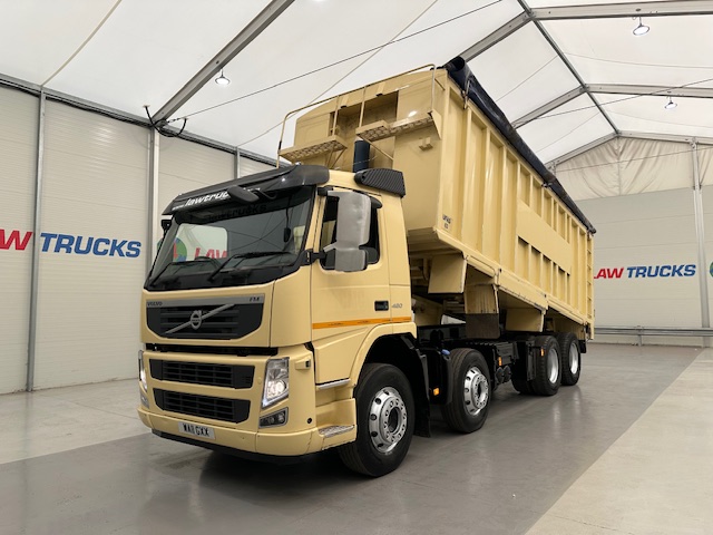 Volvo FM 420 8x4 Day Cab Bulk Tipper | Law Trucks