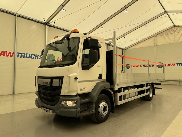 DAF LF 220 Dropside Scaffolding Truck | Law Trucks
